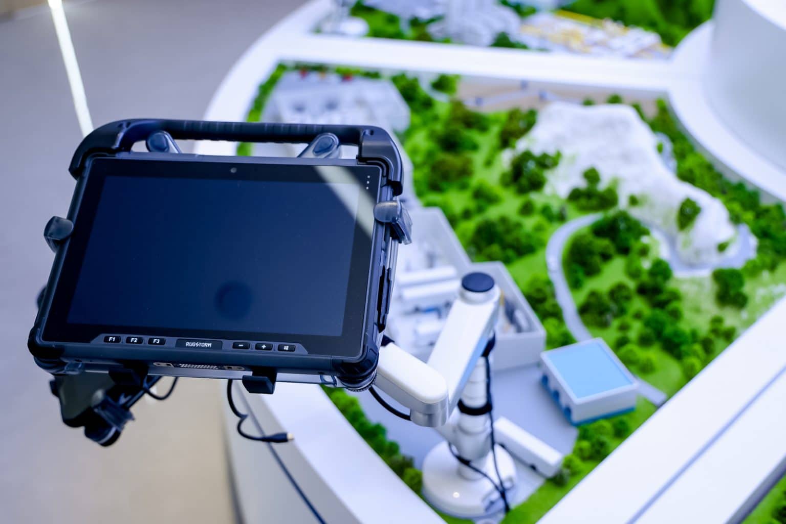 Enhancing Airport Efficiency: The Rise of Rugged Tablets | Rugstorm