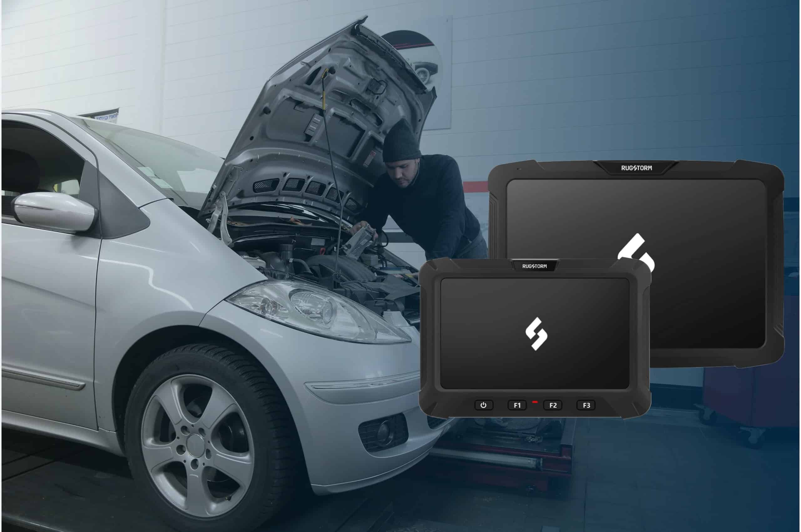 Vehicle Mount Displays in Field Service and Maintenance | Rugstorm